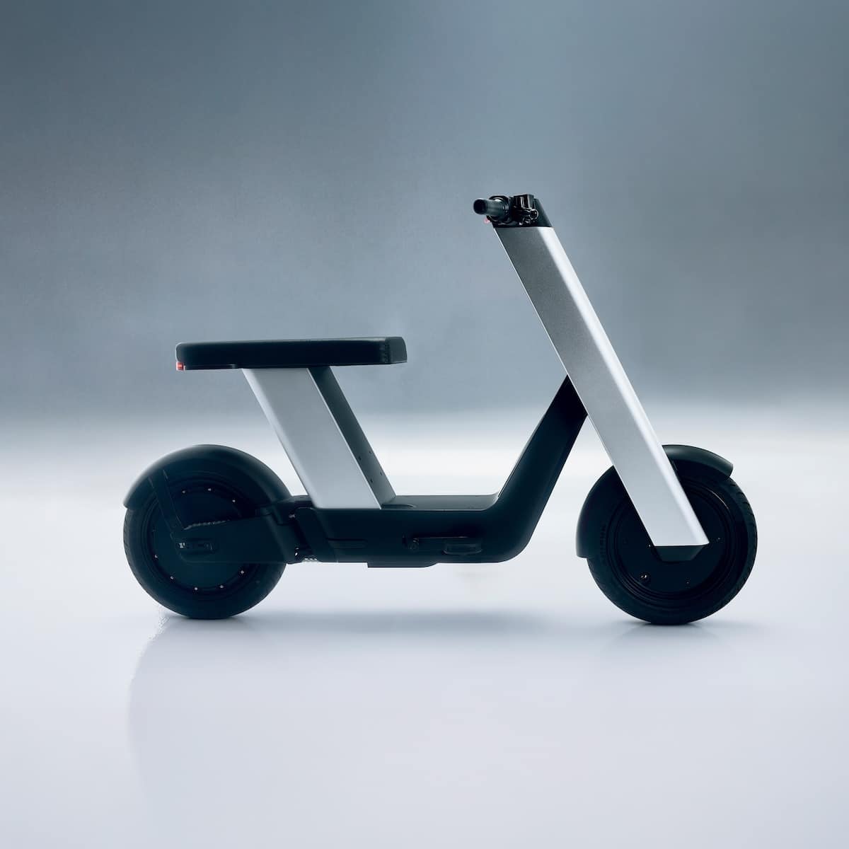 Infinite Machine OLTO: Smarter E-Bike-Scooter für die Stadt